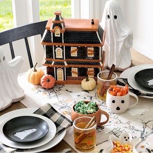 Pottery Barn | Accents | Pottery Barn Spooky And Cute Lidded Haunted ...